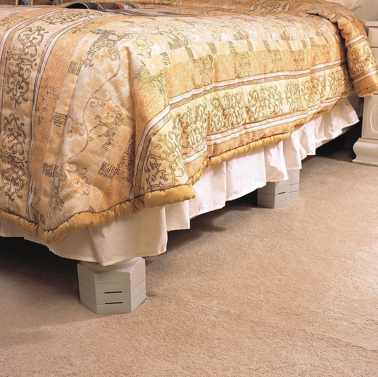 Grip Ons | Gordon Ellis